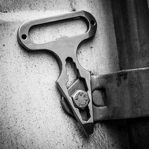 Full Stainless Self Defense Keychain Stinger Tool Cakra Edc Gadgets