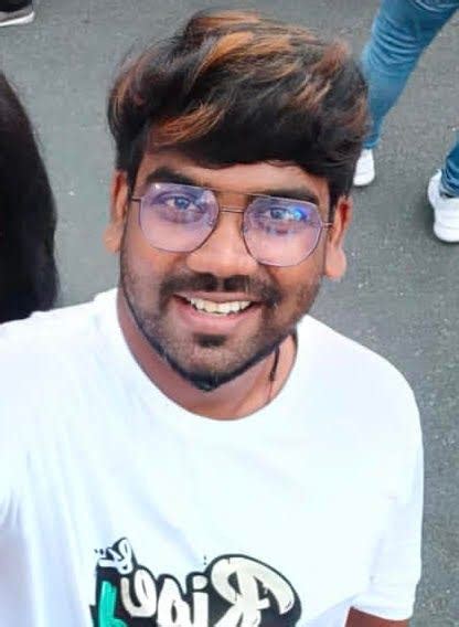 Sudar Ratnavelu Medium