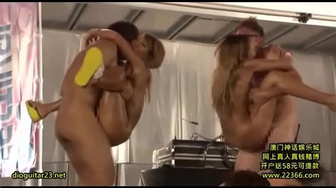 Nackte Haben Sex Am Treffpunkt Des Festivals 4