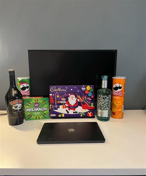 Danielle Bromley On Linkedin Crossovercomms Locationmarketing Programmatic Socialmedia Dooh