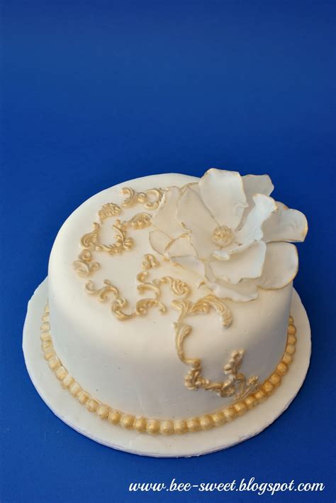 Bee Sweet: Złoty tort