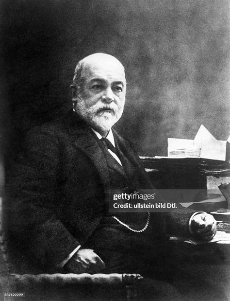 Daimler Gottlieb Engineer Constructor Industrialist Germany