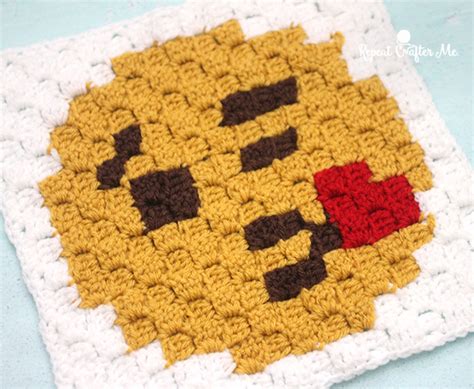 Blowing Kiss Emoji C2c Square And Pixel Graph Repeat Crafter Me