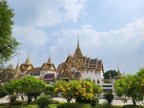 Build Insightful Power Bi Dashboards And Report By Chenj809 Fiverr