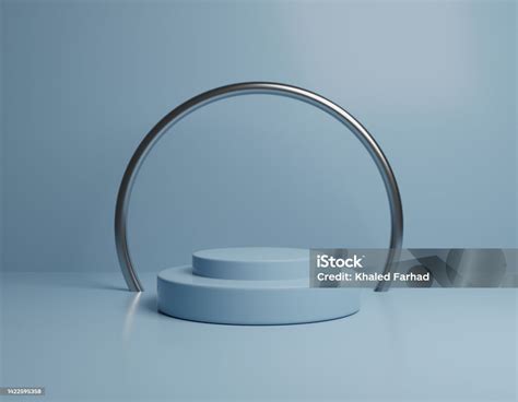 3d 최소 파스텔 배경 라이트 파스텔 원통형 받침대 실버 아크 제품 디스플레이 0명에 대한 스톡 사진 및 기타 이미지 0명 3차원 형태 기둥 건축적 특징 Istock