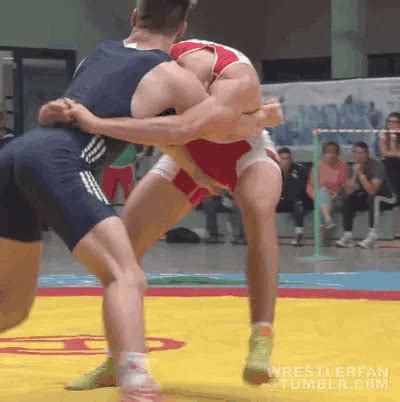 Blue vs red : r/SimplySporty