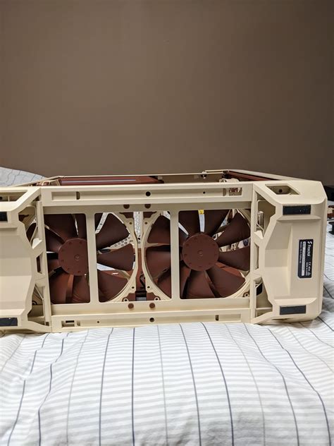 Custom Noctua Themed Pc R Fractaldesign