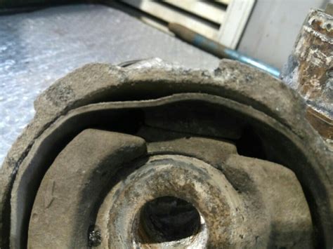 Touareg Gp 3 0 Tdi Замена 4х сайлентблоков переднего подрамника передний левый верхний рычаг