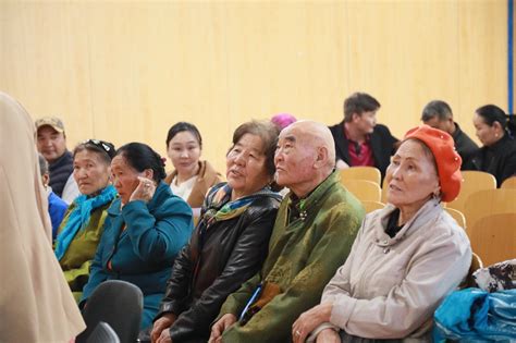 Сумын ИТХ аас бүх нийтэд Эрүүл мэндийн боловсрол олгох сургалтыг