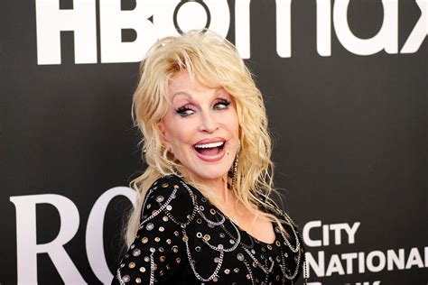 Dolly Parton Yangyemaya