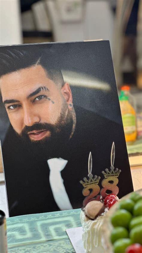 ‎آبراهام Abraham‎ ‎تولدت مبارک داداشم رفیقم پیمانم 🎂🎂😭😭🖤🖤🥀🥀