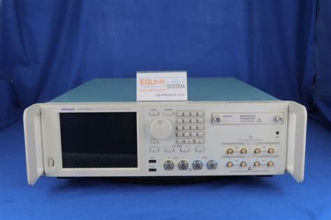 Tektronix Awg70002a Awg 2 Ch 11 1ghz 25gsa S 10bits Win7 Os Opt 01 225 03 Ebay