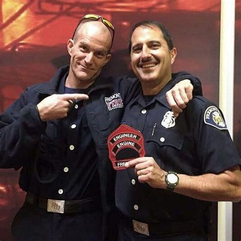 رحیم چمران؛ استخدام فرزند شهید در آتش‌نشانی کالیفرنیا روزنامه هفت صبح