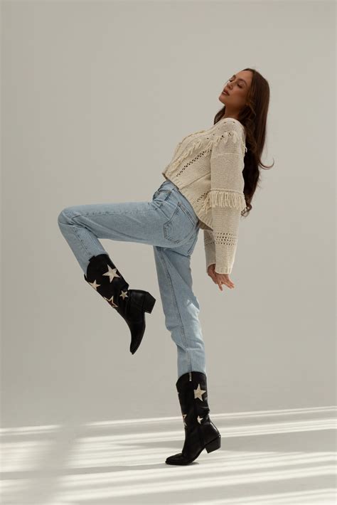 Kowbojki Z Gwiazdami Na Niskim Obcasie Premium Kamp Pracownia Obuwnicza