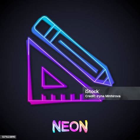 검은 색 배경에 고립 된 빛나는 네온 라인 삼각형 눈금자와 연필 아이콘 스트레이트 엣지 기호입니다 드로잉 및 교육 도구 벡터 교육에 대한 스톡 벡터 아트 및 기타 이미지