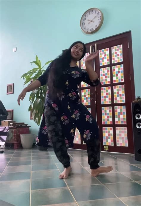 Anu Sitharas Feet
