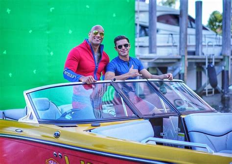 First Look At Dwayne Johnson And Zac Efron In Baywatch