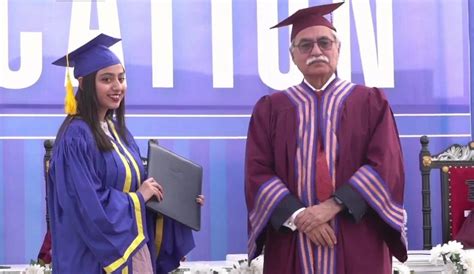 Signingoff Samreen Fatima 15 Comments