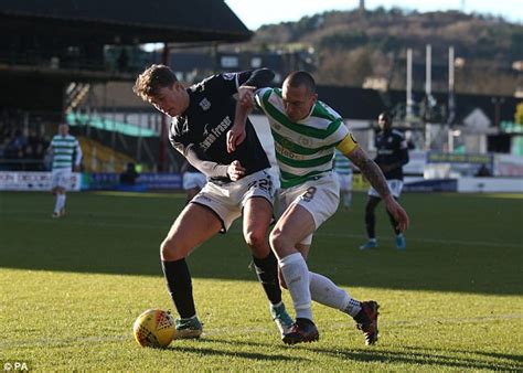 Celtic Make £500 000 Bid For Dundee Defender Jack Hendry Daily Mail Online