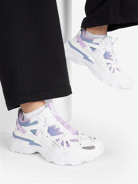 Кроссовки женские FILA Trace Low белый цвет — купить за 42490 тг в ...