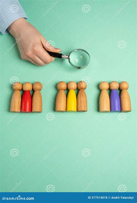 Market Segmentation Framework Analysis Infographic 4 Point Stage Template With Shrink Horizontal