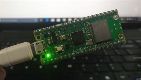 Raspberry Pi Pico W Installing MicroPython Firmware And Onboard LED Blink