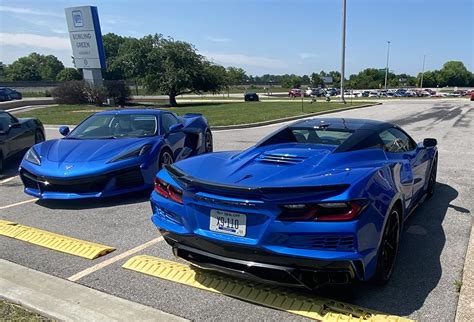 Pics 2024 Corvette E Ray In Riptide Blue Compared With The Outgoing