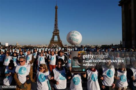 Euthanasia Protest Fotografías E Imágenes De Stock Getty Images