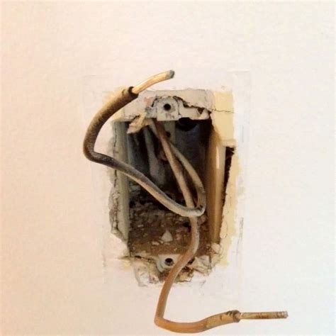 Replacing Razor Only Receptacle With Gfci