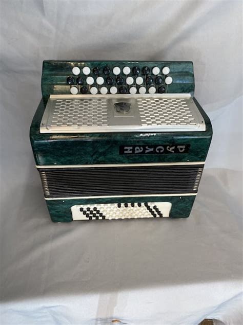 Bayan B System Converted To C System R Accordion