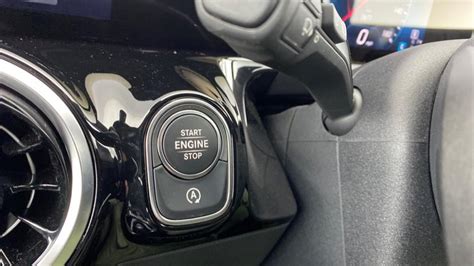 Used 2020 Black Mercedes Benz B Class B200d Sport Executive 5dr Auto 3 677 Miles Cinch