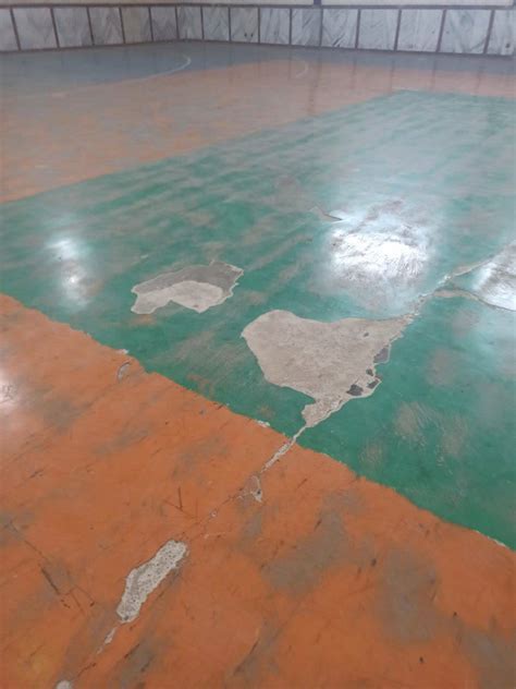 جوانان روستای پشمک پناده در انتظار ترمیم سالن ورزشی فیلم و تصاویر