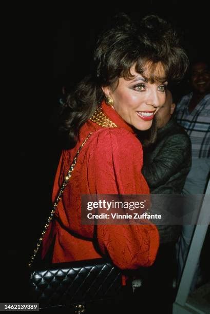 Joan Collins 1990 Photos And Premium High Res Pictures Getty Images