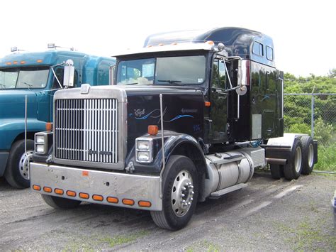 International 9300:picture # 15 , reviews, news, specs, buy car