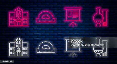 도 측정라인 각도기 그리드 그래프 일정 차트 다이어그램 인포그래픽 원형 그래프 학교 건물 및 시험관 및 플라스크 화학 실험실 테스트가 있는 금융 보드를 설정합니다 벡터 0