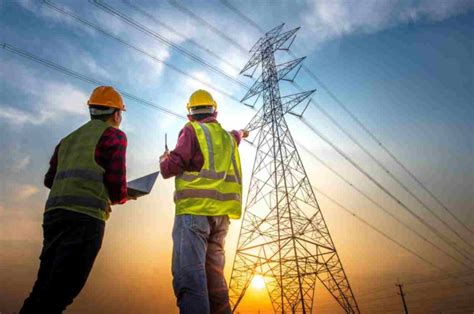 Top 10 Short Term Courses After Electrical Engineering 2025