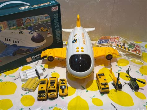 Cutique Машин ачдаг онгоц хайрцагтай Үнэ 40 000 ️Гар хурууны эв дүй сайжруулдаг 🛬Хүүхдийн