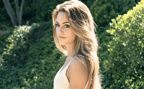 The Power Of Propolis The Benefits For Your Skin