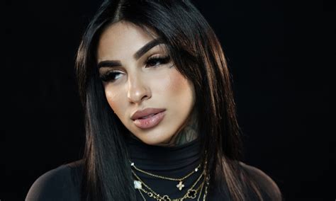 Kayla Joins Best Kept Secret Mgmt As Their Newest Aandr Pioneering The
