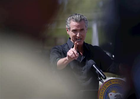 Trump Brings Receipts He Called Newsom Amid La Riots As California Gov
