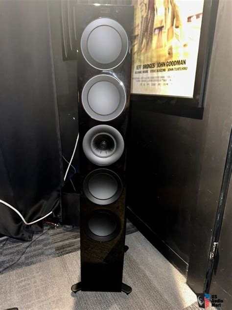 Near Mint Kef R11 Non Meta Photo 4630364 Us Audio Mart