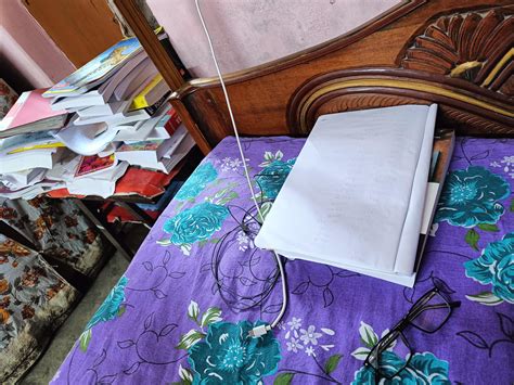am i the only one whose setup is without any maps or charts r upsc