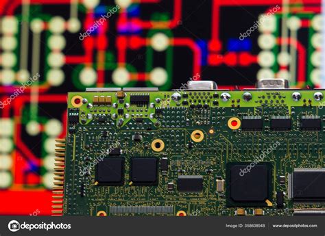 Modern Electronic Board Computer Aided Design Tools Cad Cae — Stock