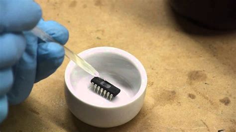 Crack ATmel MCU AT UC C C Program
