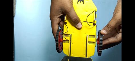 How To Make A Tv Remote Control Robot Car 7 Steps Instructables