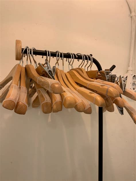 옷가게 폐업 옷걸이 700원 당근 중고거래