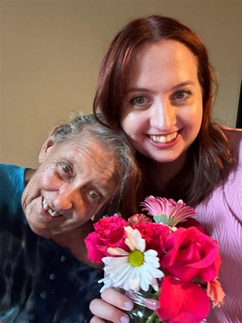 Shelley Duvall Smiles With Fan In Final Photo Days Before Death