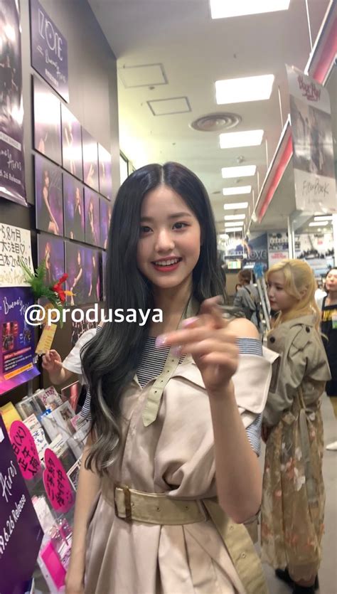 Here Are 17 Unedited Fantaken Photos Of Ives Jang Wonyoung That Show