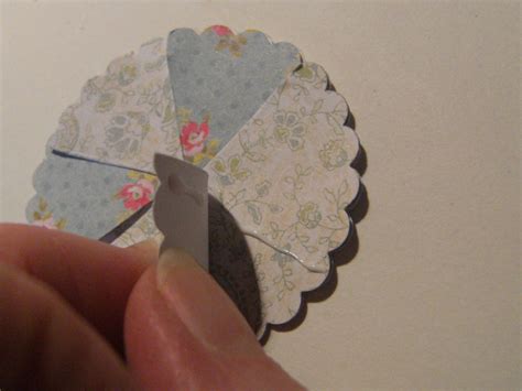 Lizzie Made Paper Flower Tutorial Three Flowers Made From Circles