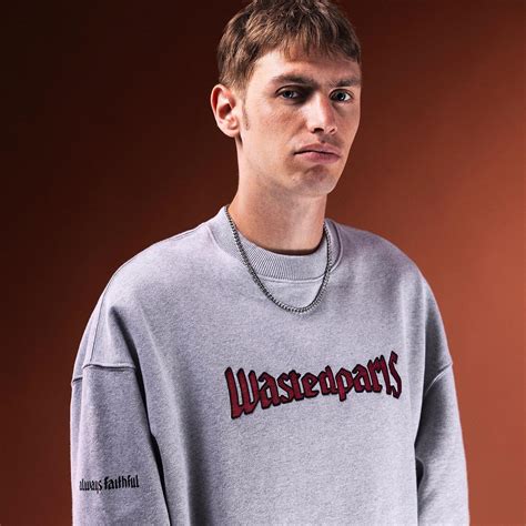 Le Skateshop • By Stoemp Added Le Skateshop • By Stoemp